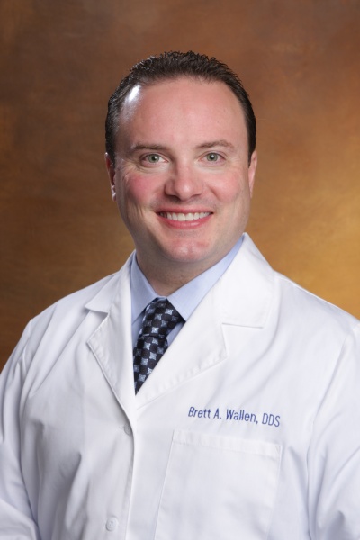 Dr. Brett Wallen, DDS - Federal Way, WA 98023