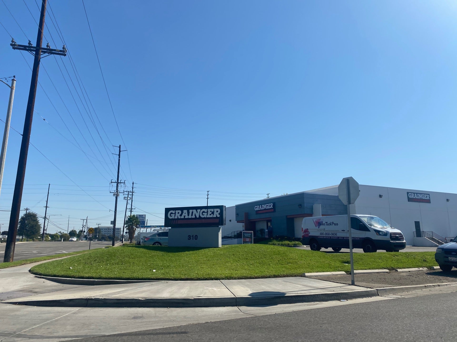 Grainger - Anaheim, CA 92805