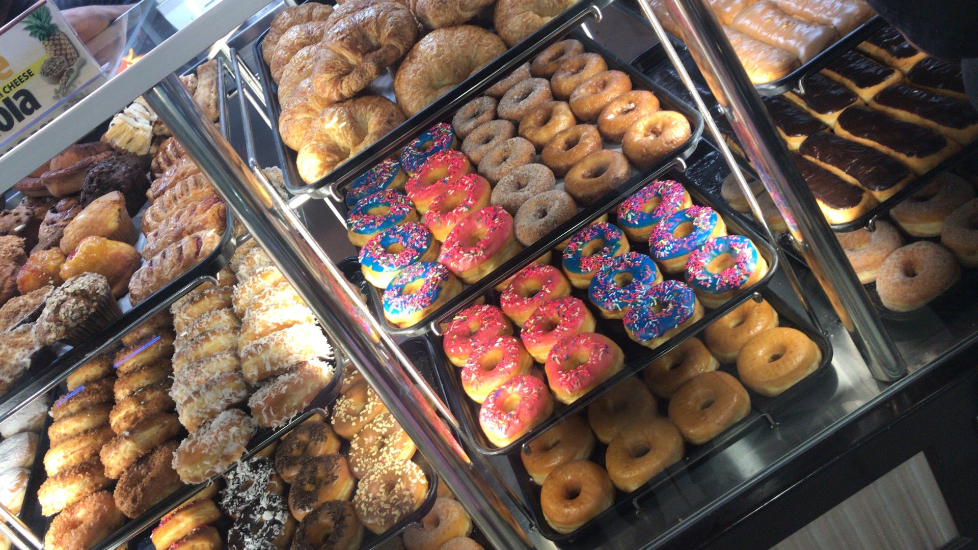 Yum-Yum Donuts - San Bernardino, CA 92405