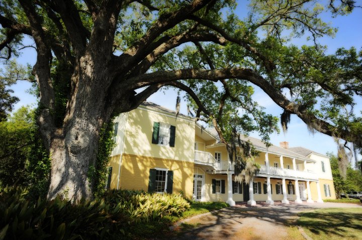 Ormond Plantation Manor - Destrehan, LA 70047