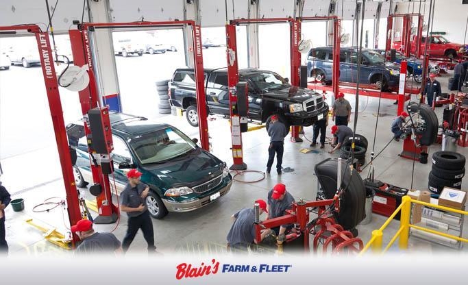 Blain's Farm and Fleet - Davenport, IA 52806