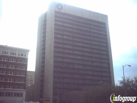Ernst & Young 100 W Houston St, San Antonio, TX 78205 - YP.com