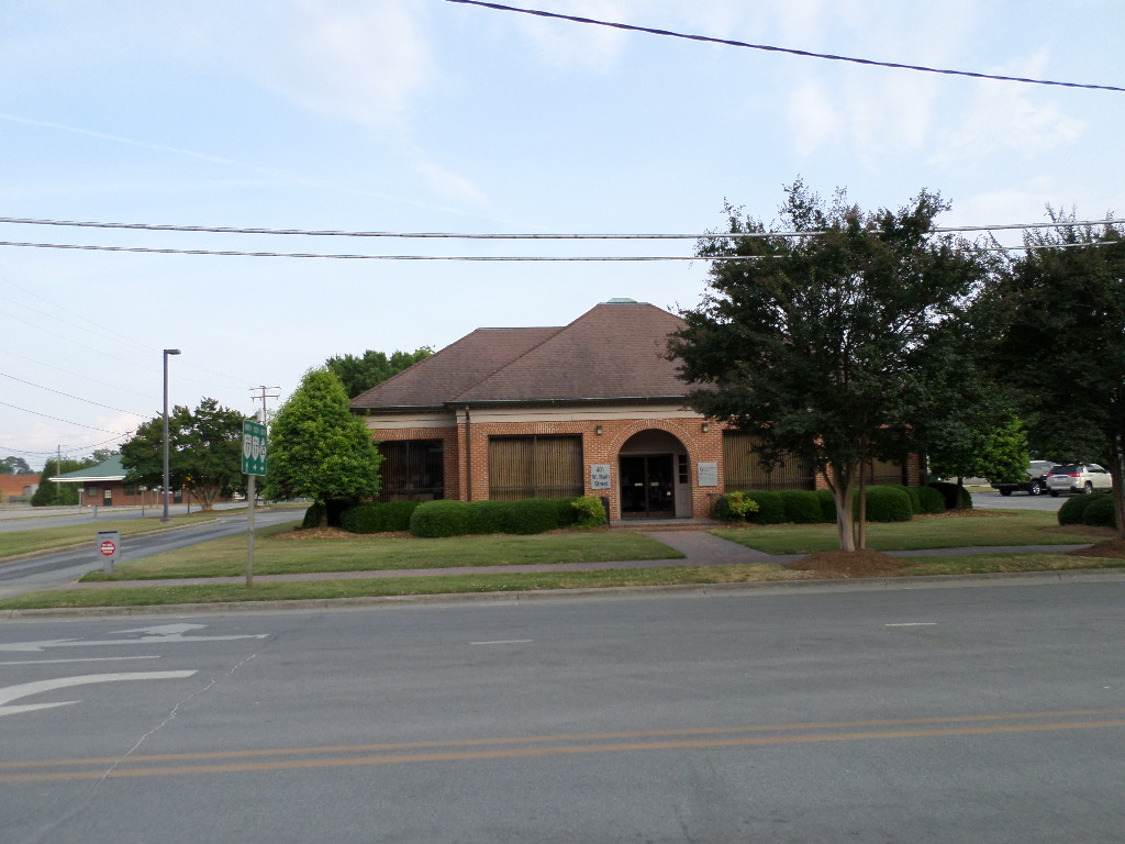 First Citizens Bank - Williamston, NC 27892