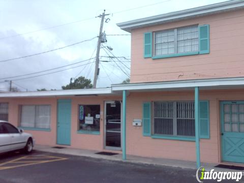 Base Motel - Tampa, FL 33611