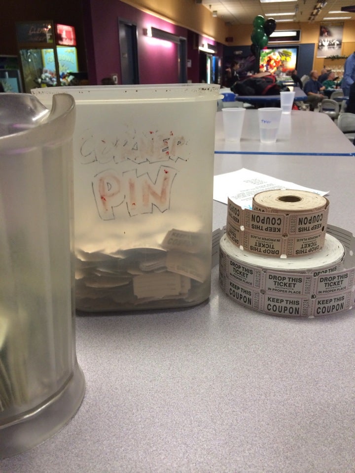 Fox Bowl - Wheaton, IL 60189