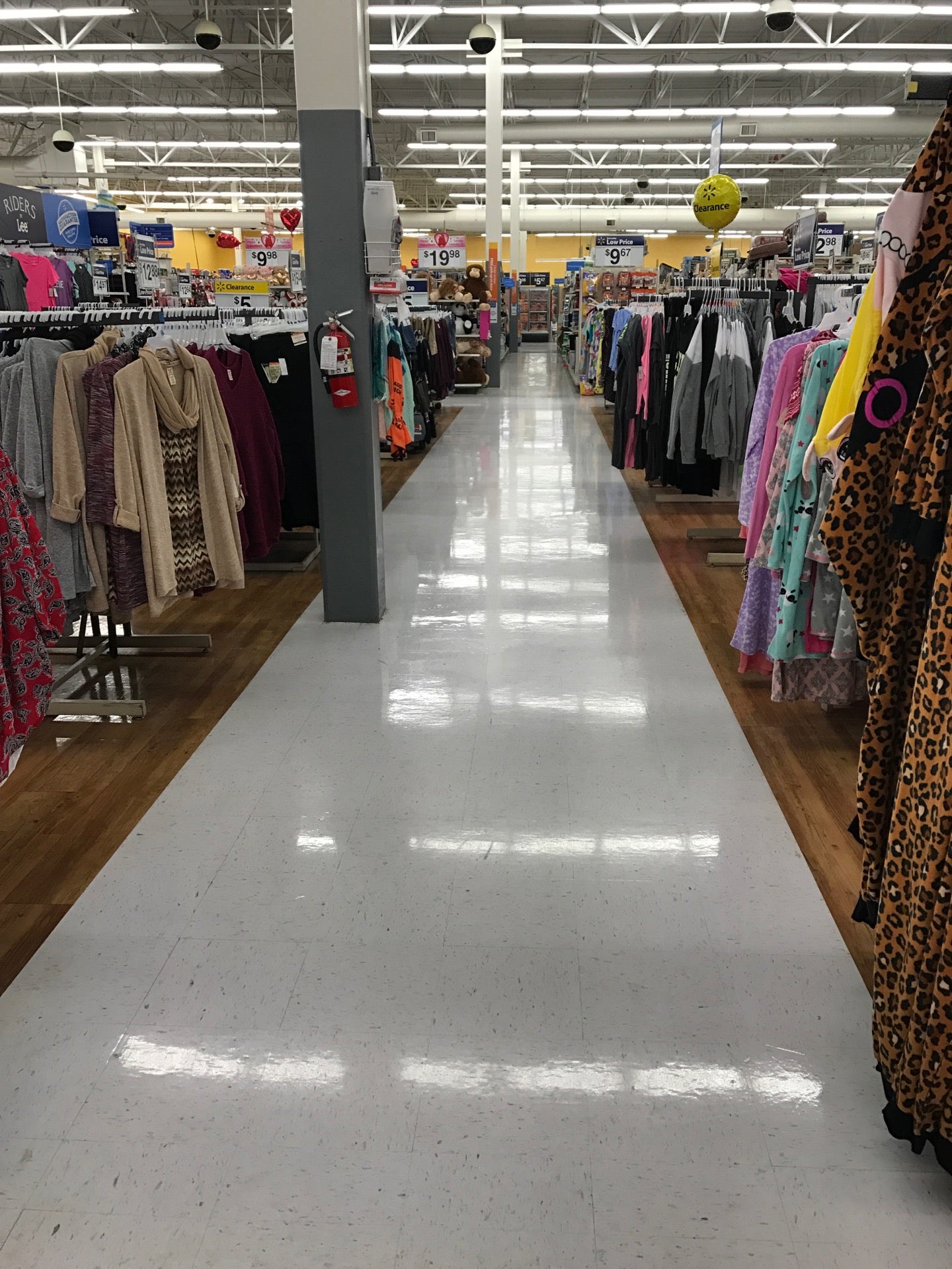 Walmart Supercenter 707 S 8th St, Colorado Springs, CO 80905 ...